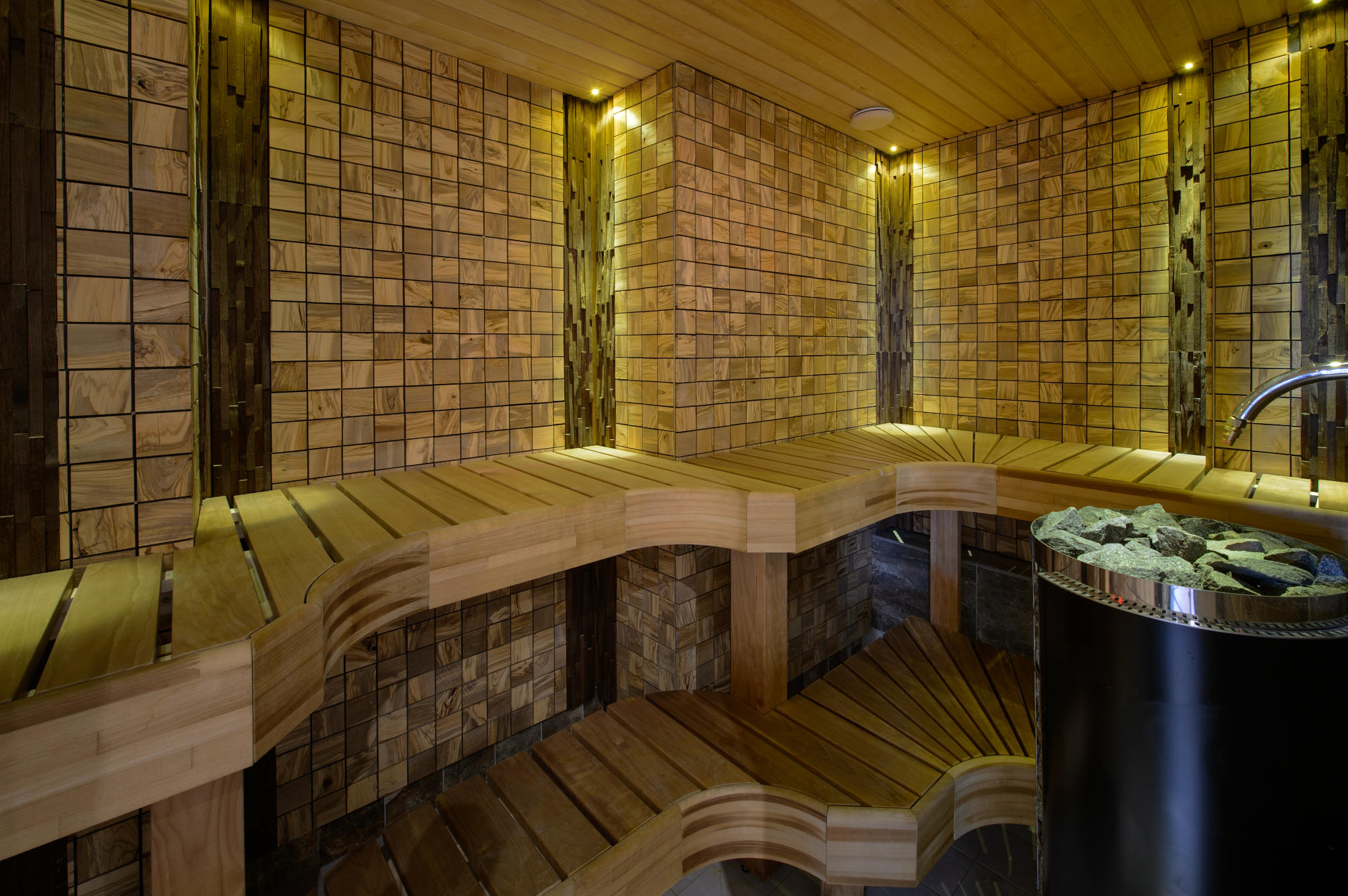 サウナ向け木材 - IBUKI Co.,Ltd. サウナのある暮らしの提案